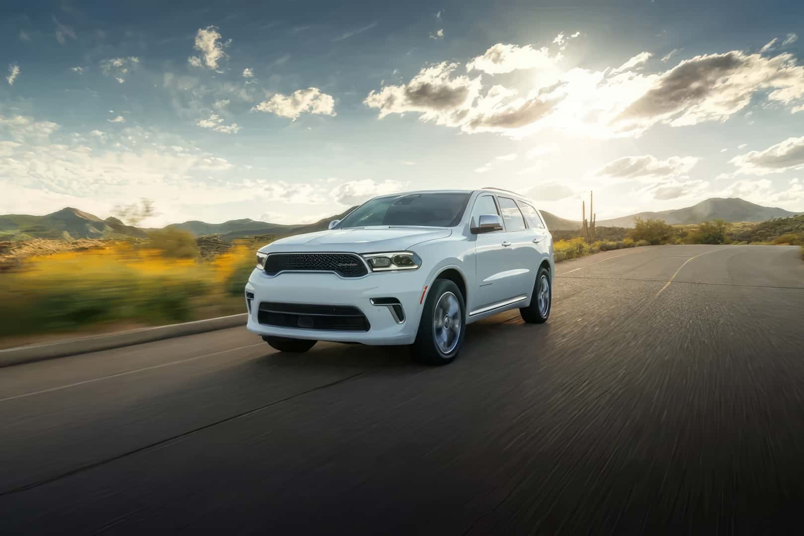 Dodge Durango vs. Nissan Pathfinder: Which Midsize SUV is Right for You?