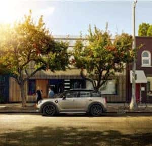 MINI Cooper Hardtop Trim Levels Manhattan | MINI Manhattan