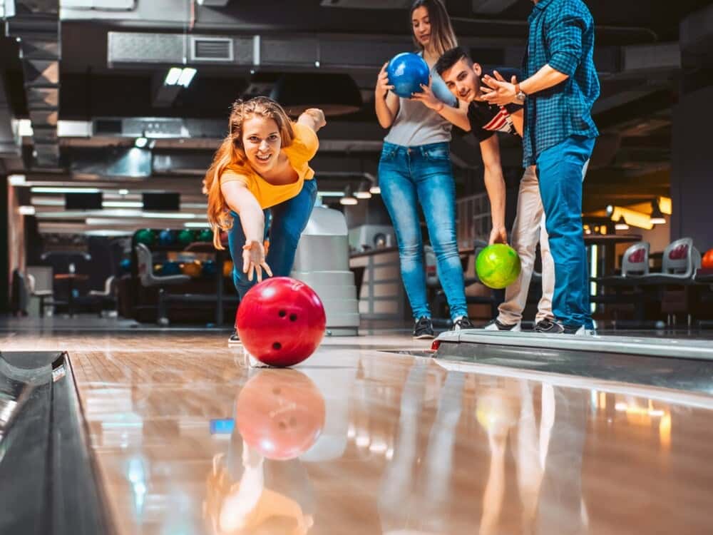 Bowling Fun near St Peters MO | St Charles Nissan